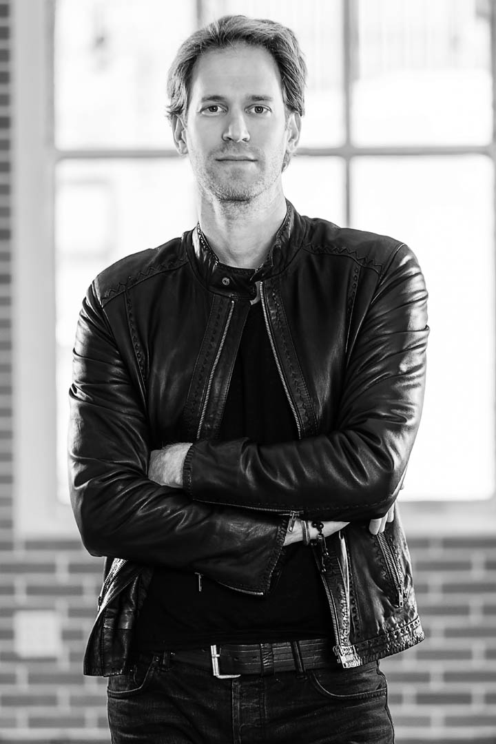 B+W Portrait and Headshot Gallery – Headshots NYC