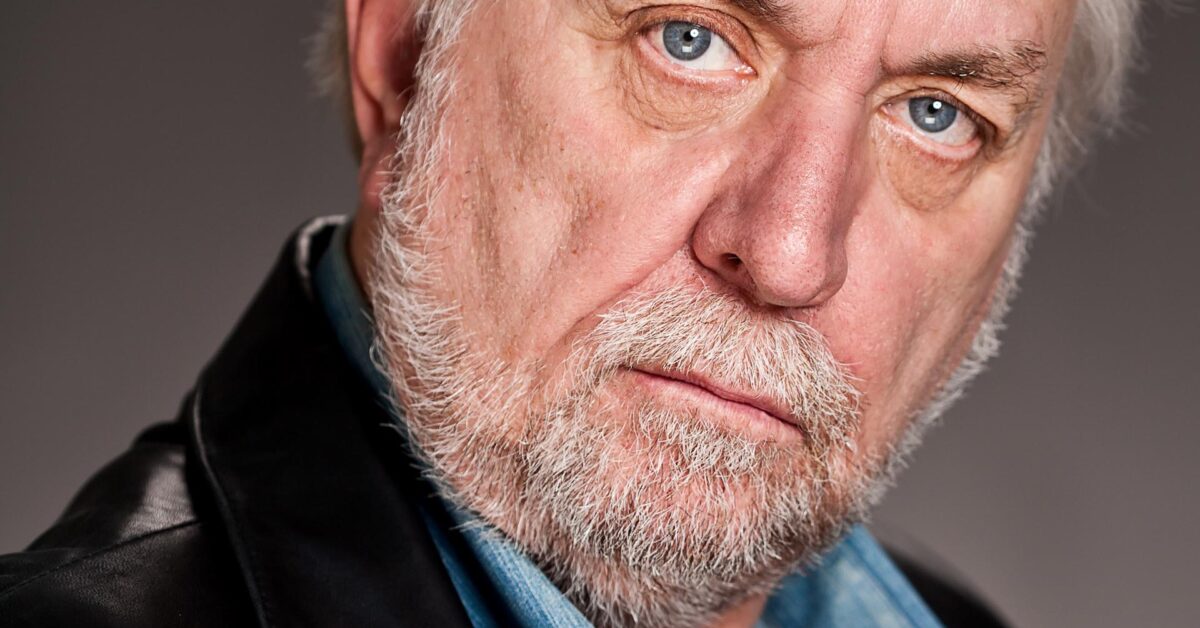 10-Grizzled older actor headshot with blue eyes – Headshots NYC