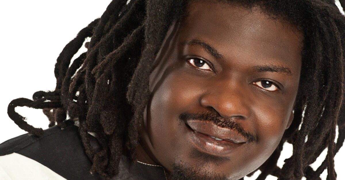 18-Black actor with dreadlocks commercial studio headshot – Headshots NYC