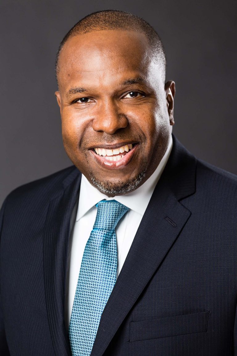 Male-corporate-headshot – Headshots NYC